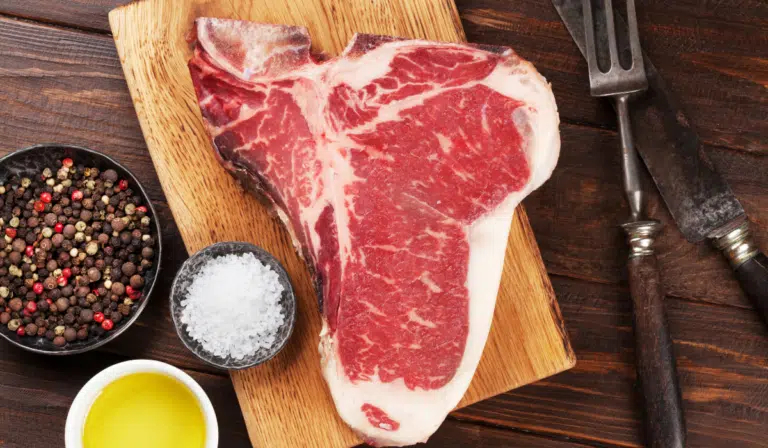 how to cook T Bone steak in frying pan ? - Hearty Delish